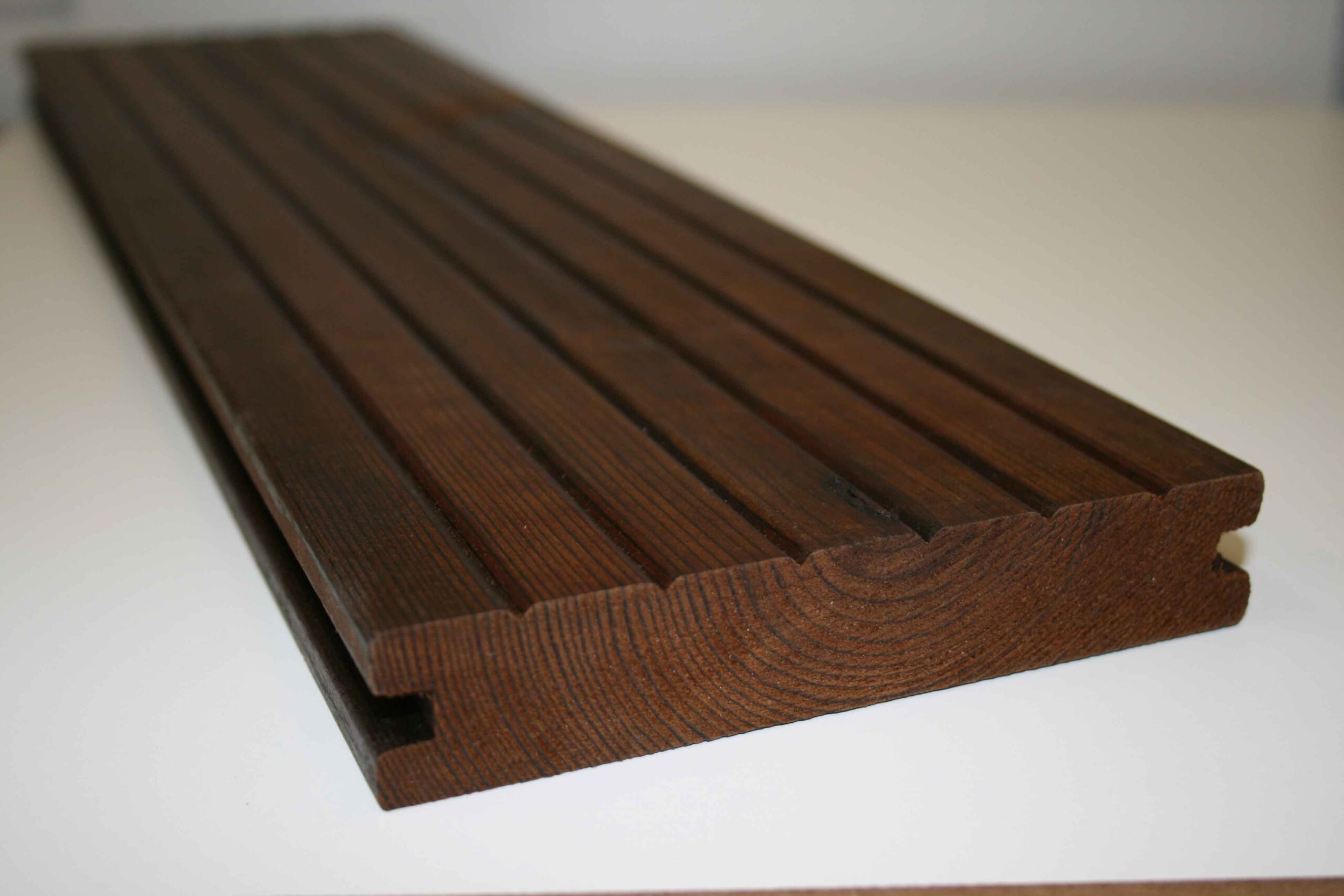 TERMOT%C3%96%C3%96DELDUD - Puukeskus